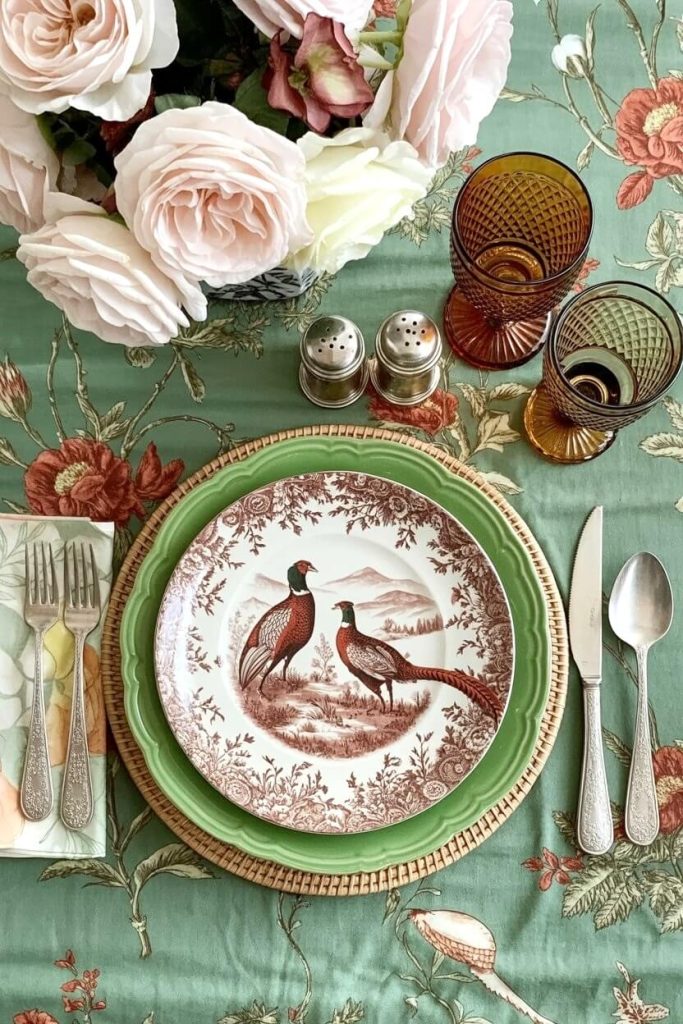 35+ Timeless Fall & Thanksgiving Table Setting Ideas to Wow Your Guests ...
